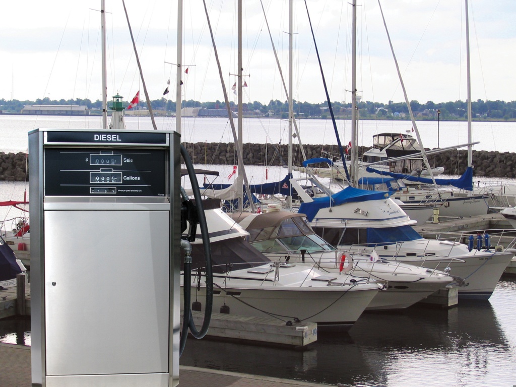 Marine Fueling Equipment - Marinas - Henrich Equipment